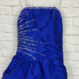 Hailey Logan | Dresses | Hailey Logan Adrianna Papell Beaded Formal Gown | Poshmark